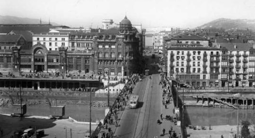 Un proyecto desconocido de Álvaro Líbano (1975) – ArquiLecturA